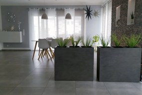 Květináč ELEMENTO, sklolaminát, šířka 88 cm, šedá řádky