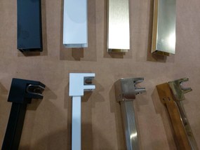 Erga Paris, stabilizační vzpěra pro sprchové zástěny o tloušťce skla 8mm, délka max. 100% 150cm, zlatá lesklá, ERG-V02-PARIS-BAR-GD