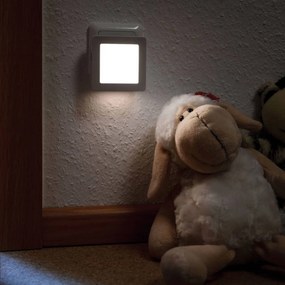 Paulmann Esby LED noční světlo, zásuvka, hranatá