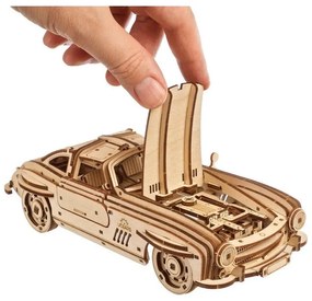 Ugears 3D dřevěné mechanické puzzle Auto Winged Sports Coupe