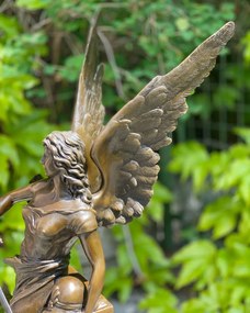 Bronzová socha soška Minerva