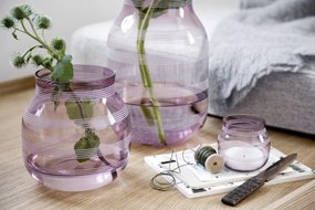 KÄHLER Skleněná váza Omaggio Plum 17 cm, růžová barva, fialová barva, sklo