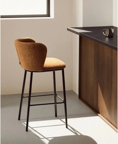 Čalouněná barová židle v terakotové barvě (výška sedáku 75 cm) Ciselia – Kave Home