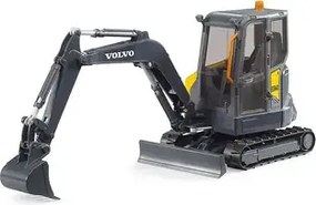 Bruder Rypadlo Volvo ECR40 / od 3 let