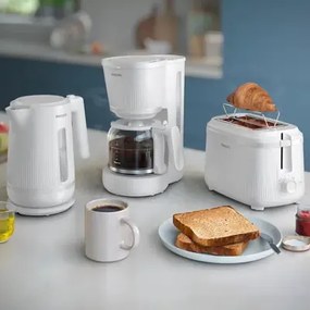 Philips HD7411/00 bílá / Kávovar na překapávanou kávu / 1080 W