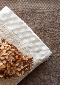 Bavlněný froté ručník BOHO 70x140 cm krémový