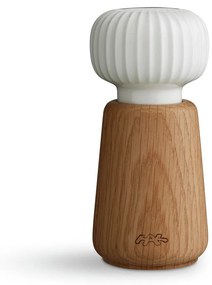 Mlýnek z dubového dřeva na koření s bílým detailem z porcelánu Kähler Design Hammershoi, výška 13 cm
