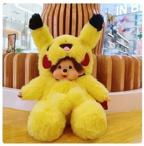 Panenka Monchhichi (mončičák) v kostýmu pohádkové postavy Varianta: Pokémon Pikachu