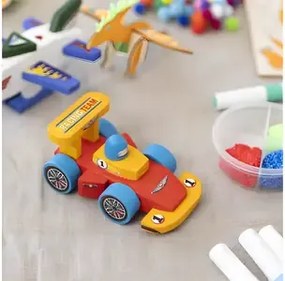 Creativ Company Závodní auto dřevěné / Kreativní sada / od 8 let