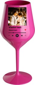 Personalizovaná nerozbitná sklenice s motivem přehrávače