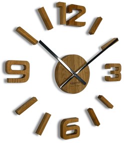 Unikátní dřevěné hodiny na zeď v barvě dub