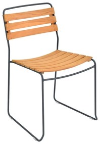 OnaDnes -20% Černá dřevěná stohovatelná zahradní židle Fermob Surprising