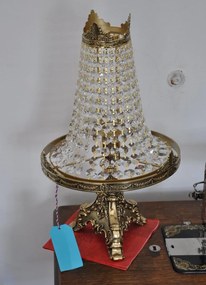 Štrasová stylová křišťálová lampa na stůl z odlévané mosazi