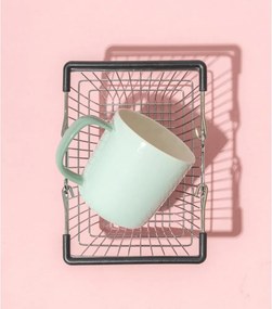 Modrý hrnek z kostního porcelánu 370 ml Mae – ONA