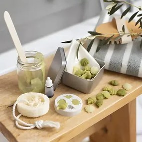 Creativ Company Výroba mýdla Seashells Olive Green / Kreativní sada /