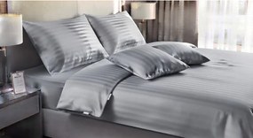 Šedé 3dílné povlečení na jednolůžko 140x200 cm Hotel stripe – JAHU collections