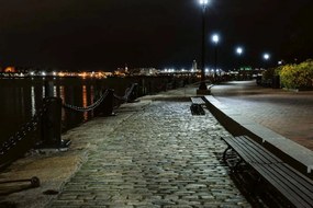 DIMEX | Samolepicí vliesová fototapeta na zeď Harborwalk v Bostonu MA-5-1223 | 375 x 250 cm | bílá, černá, šedá