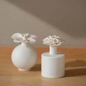 räder Porcelánový difuzér Chrysantheme Mini, bílá barva, porcelán