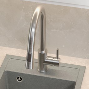 Kuchyňská dřezová baterie QUADRON JULIA s vytahovací sprchou v provedení broušená ocel