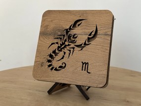 Li-Go Znamení "Štír" lampa 19x19 cm provedení povrchu: jedle
