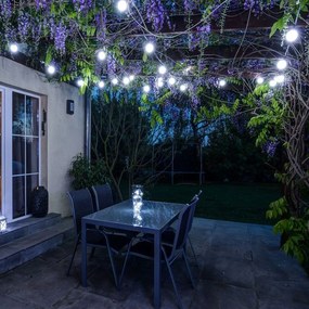 LED žárovka, ledově bílá, patice E27