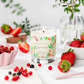 Sójová svíčka VONTREE CANDLE | Jahody, maliny a smetana | 175 g Typ víčka: Dřevěné víčko