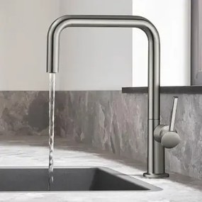 Hansgrohe - Dřezová baterie Talis, vzhled nerezu