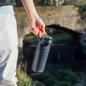 Quokka Tide černá / Sportovní láhev / Nerezová / 700 ml / S pítkem
