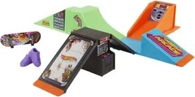 MATTEL HOT WHEELS Fingerboard skatepark / Rampa, fingerboard a boty /