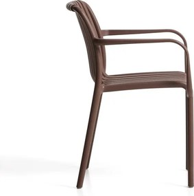 Hnědá plastová zahradní židle Isabellini – Kave Home