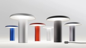 ARTEMIDE - Stolní lampa TAKKU