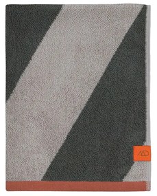 Khaki froté osuška z bio bavlny 70x133 cm Diagonal – Mette Ditmer Denmark