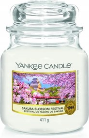 Yankee Candle Sakura Blossom Festival Střední svíčka