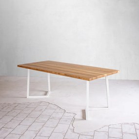 KULHÁNEK Jídelní stůl s rovnou hranou a kovovou podnoží "V" Velikost desky: 200x90 cm, Odstín podnože: černá s jemnou strukturou - JS RAL 9005