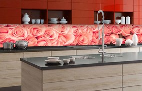 Postershop Samolepící omyvatelná tapeta za kuchyňskou linku - Růžové růže, 350x60 cm