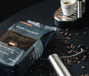 Tchibo - Davidoff Café Espresso 57 - 8 x 1 kg zrnkové kávy - Intenzita: 10/12
