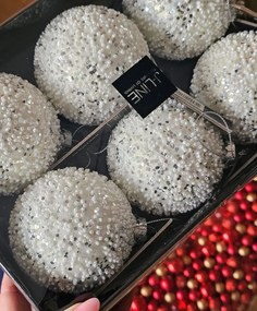 6ks bílá stříbrná vánoční skleněná ozdoba s korálky - Ø 8 cm