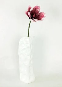 Magnolie červeno-růžová. Květina umělá pěnová. K-106