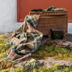 Deka z ovčí vlny Pale Green Beige Blue Tartan 182 x 137 cm John Hanly