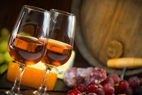 Obraz dvě sklenice růžového vína - 60x40 cm