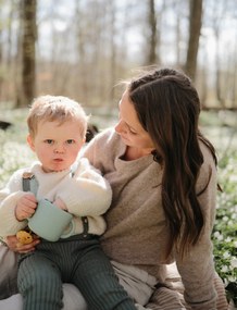 Mushie Silikonový pohárek na snack Cambridge Blue