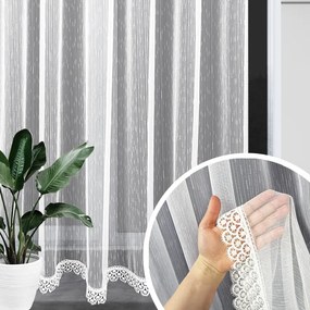 Voálová﻿ hotová záclona s krajkou bílá 9233 různé velikosti