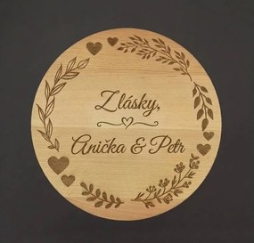 AMADEA Dřevěné otočné prkénko s gravírem, masivní dřevo, 35 cm