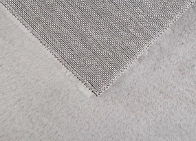 Breno Kusový koberec POUFFY 5100 Silver – světle šedý, 140x200 cm, Šedá/Stříbrná