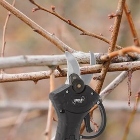 Akumulátorové nůžky na větve 25 mm - dvě baterie, nabíječka, přepravní kufřík