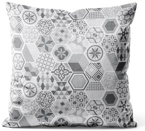 Dekorační velurový polštář Ustvarjalna geometrija - kocke, mnogokotniki in cvetlični motivi