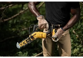 Aku prořezávací pila 20cm 18V 1x5,0Ah DeWALT DCMPS520P1