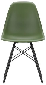 Eames Plastic Chair DSW černě lakovaný javor lesní zelená černé na tvrdou podlahu Vitra