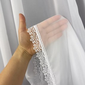 Voálová záclona s řasící páskou a krajkou bílá 70203(různé velikosti)