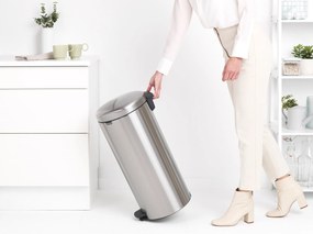 Brabantia Pedálový koš NewIcon 30L matná ocel otiskuvzdorná